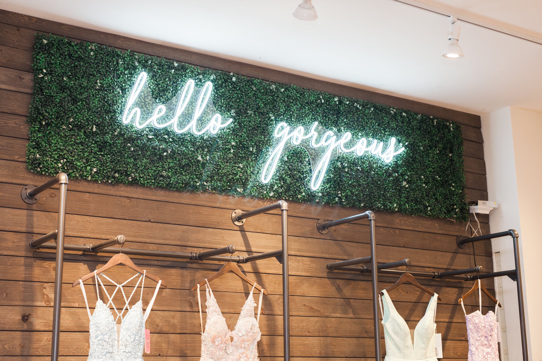 Rubi Jubi | Special Occasion & Boutique